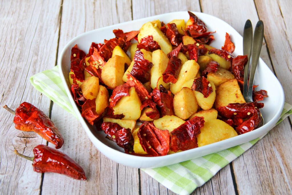 Patate e peperoni cruschi - Le ricette di Teresa